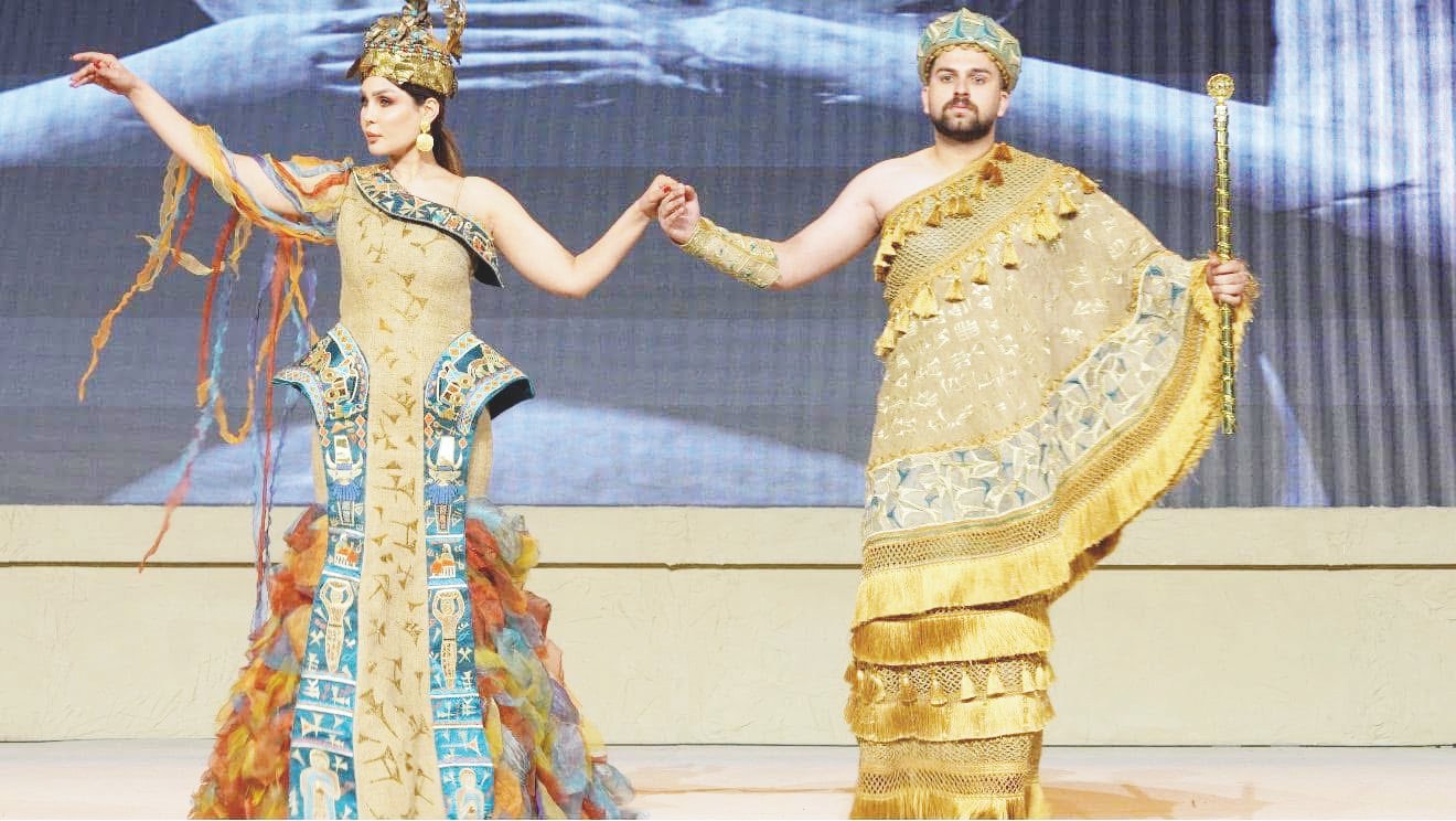 Iraqi Fashion Show Highlights Cultural Heritage in Qatar - The Khaleej ...