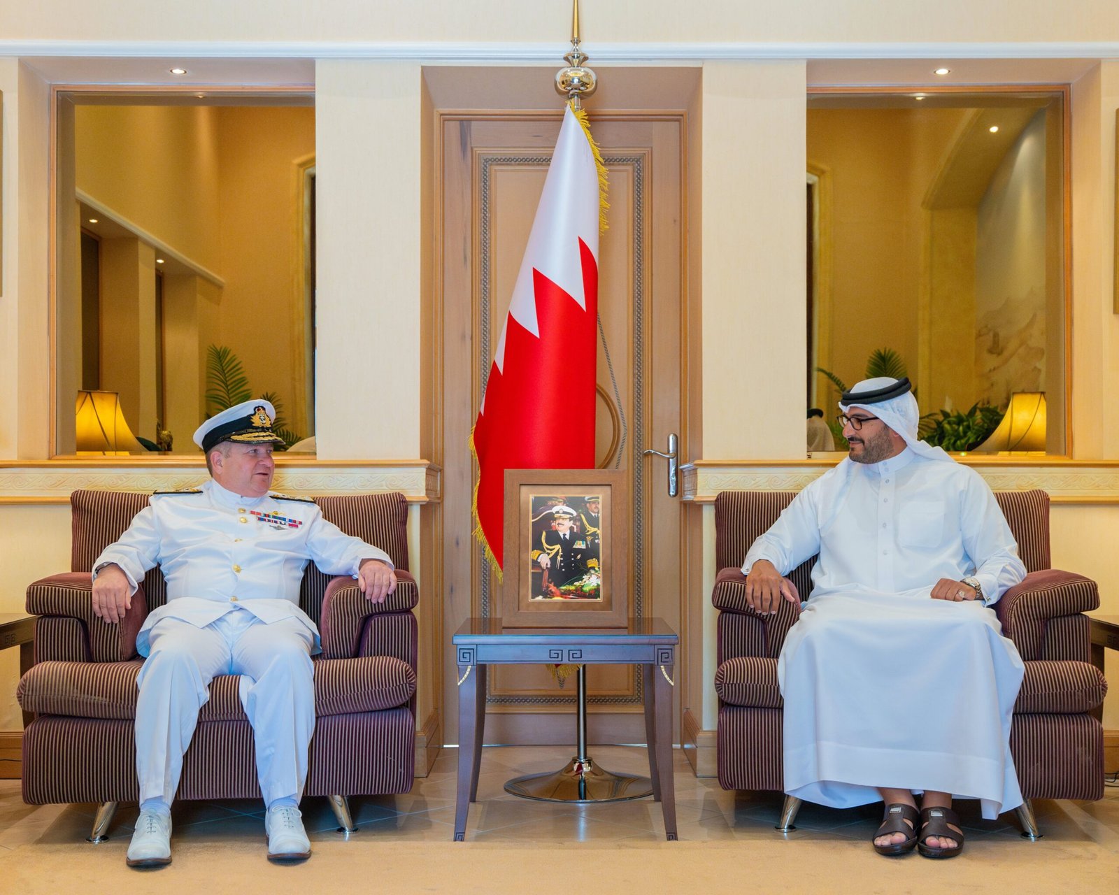 Bahrain and UK Discuss Defence Cooperation - The Khaleej Telegraph