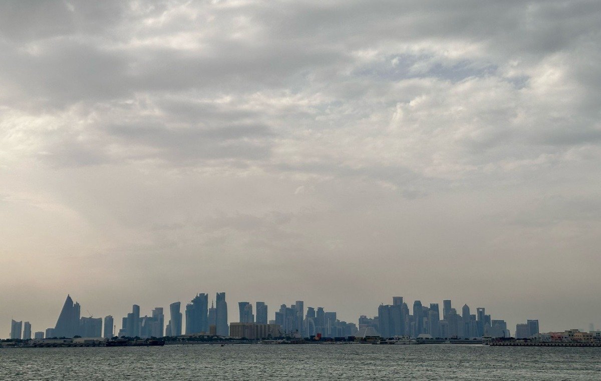 Strong Winds and Dust Expected in Qatar Starting Tuesday, Warns QMD ...