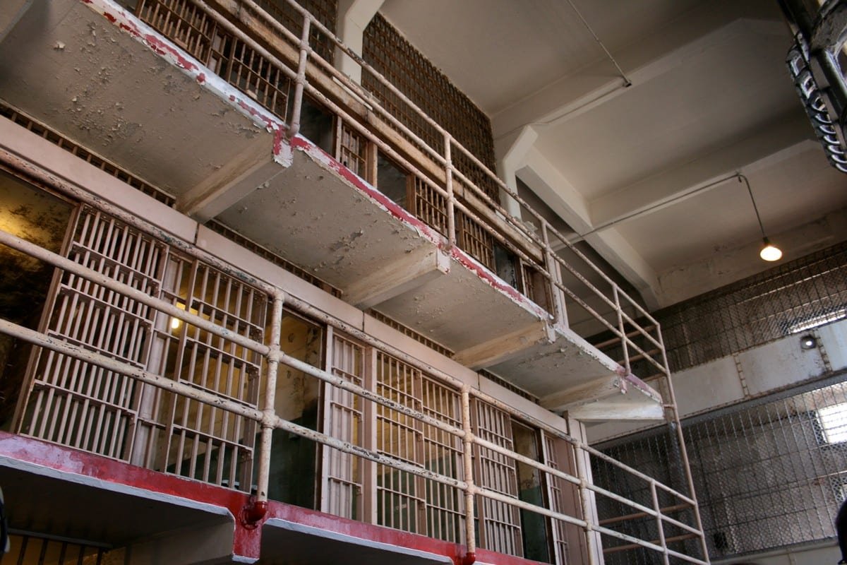 Kuwait Prison Fire Leaves Multiple Injured